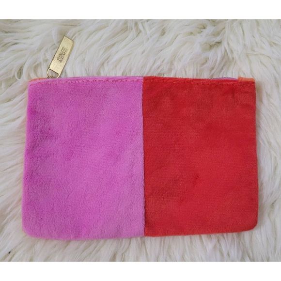 ipsy | Bags | Ipsy Glambag Dec 222 Pink Red Velvet Makeup Bag | Poshmark